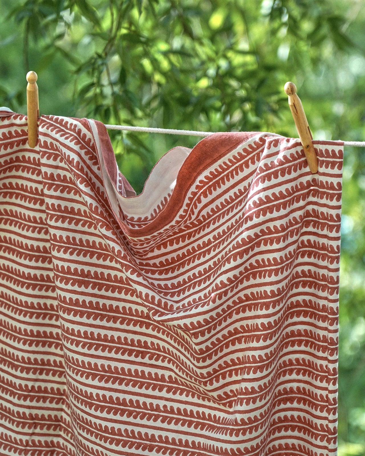 Bel Tablecloth - Red – Birdie Fortescue