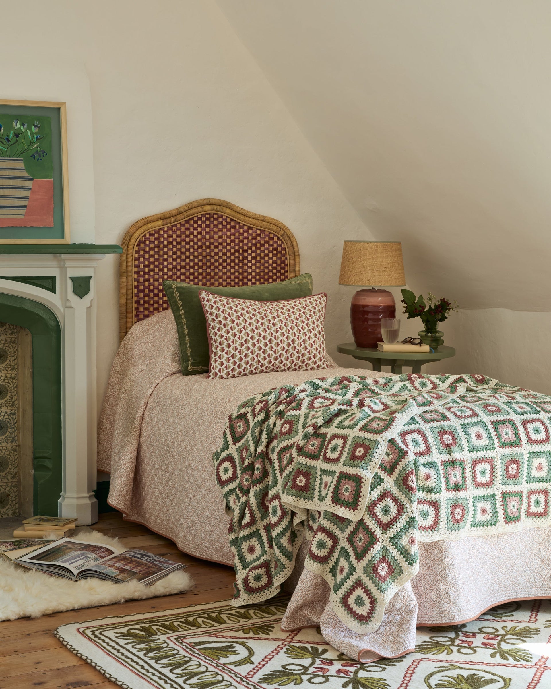 Namda Felt Embroidered Rug - Green and Pink – Birdie Fortescue